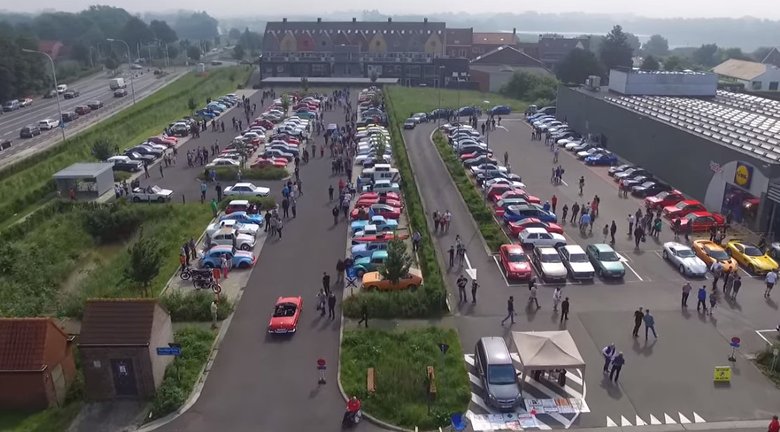 Esplanade XL Car meeting Ieper - Auto Evenementen